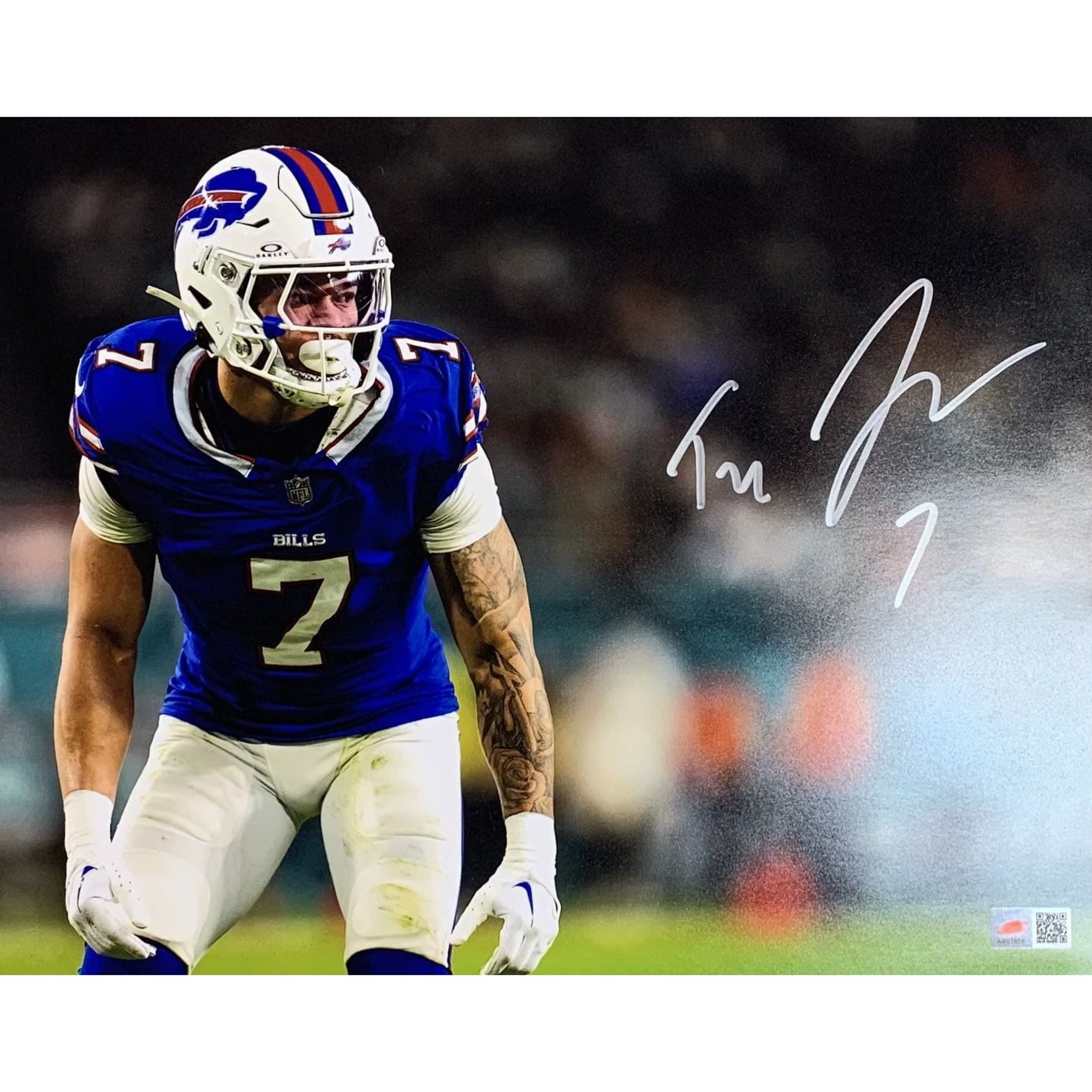 Taron Johnson Signed Arms Down Close-up Photo — TSE Buffalo