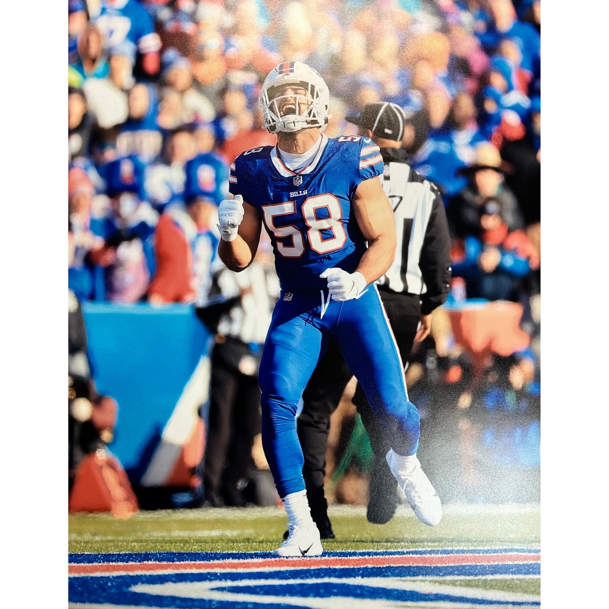 Matt Milano UNSIGNED Yelling 16x20 Photo — TSE Buffalo