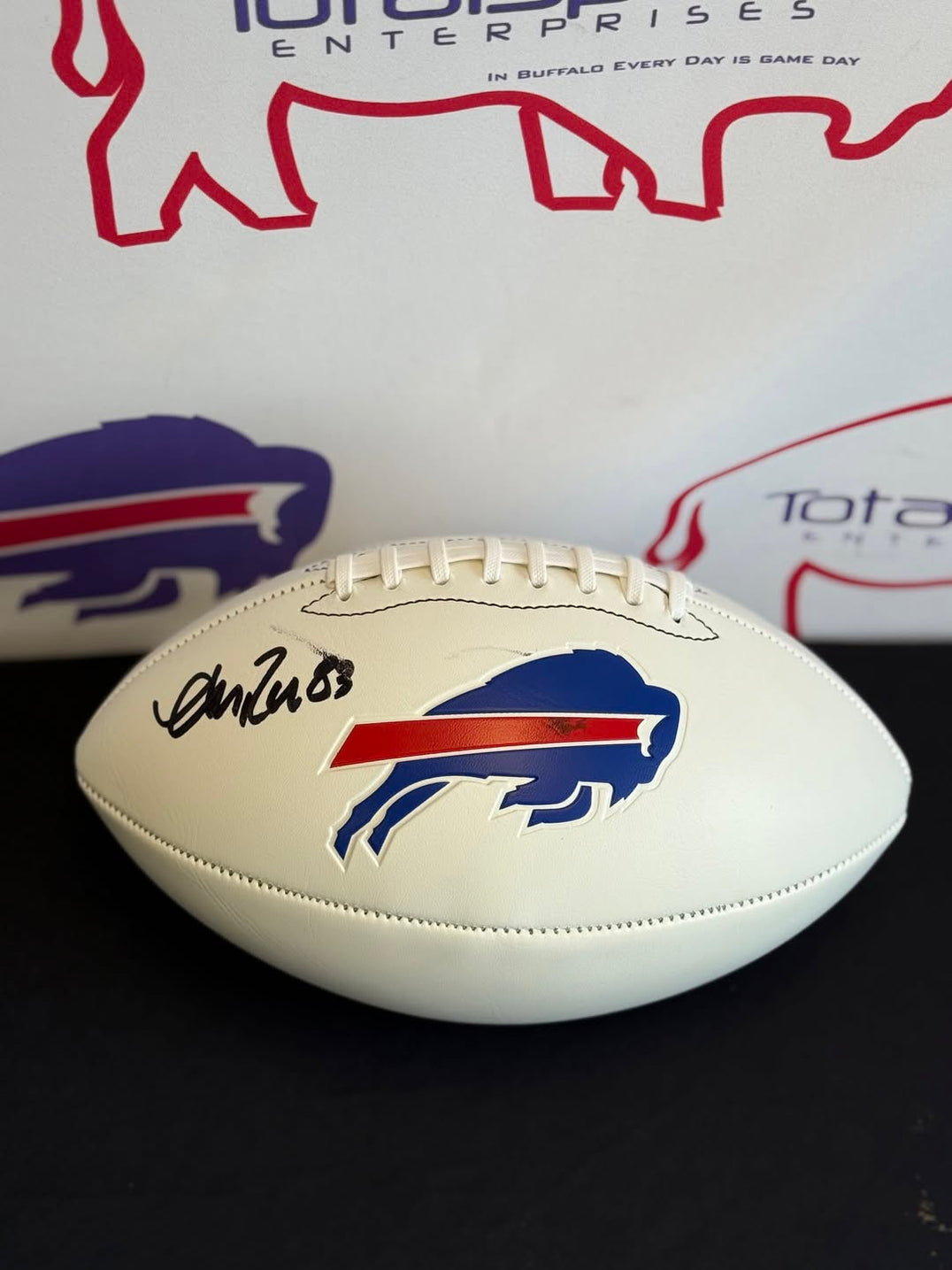 Facebook Auction: Andre Reed Signed White Logo Buffalo Bills Football ...
