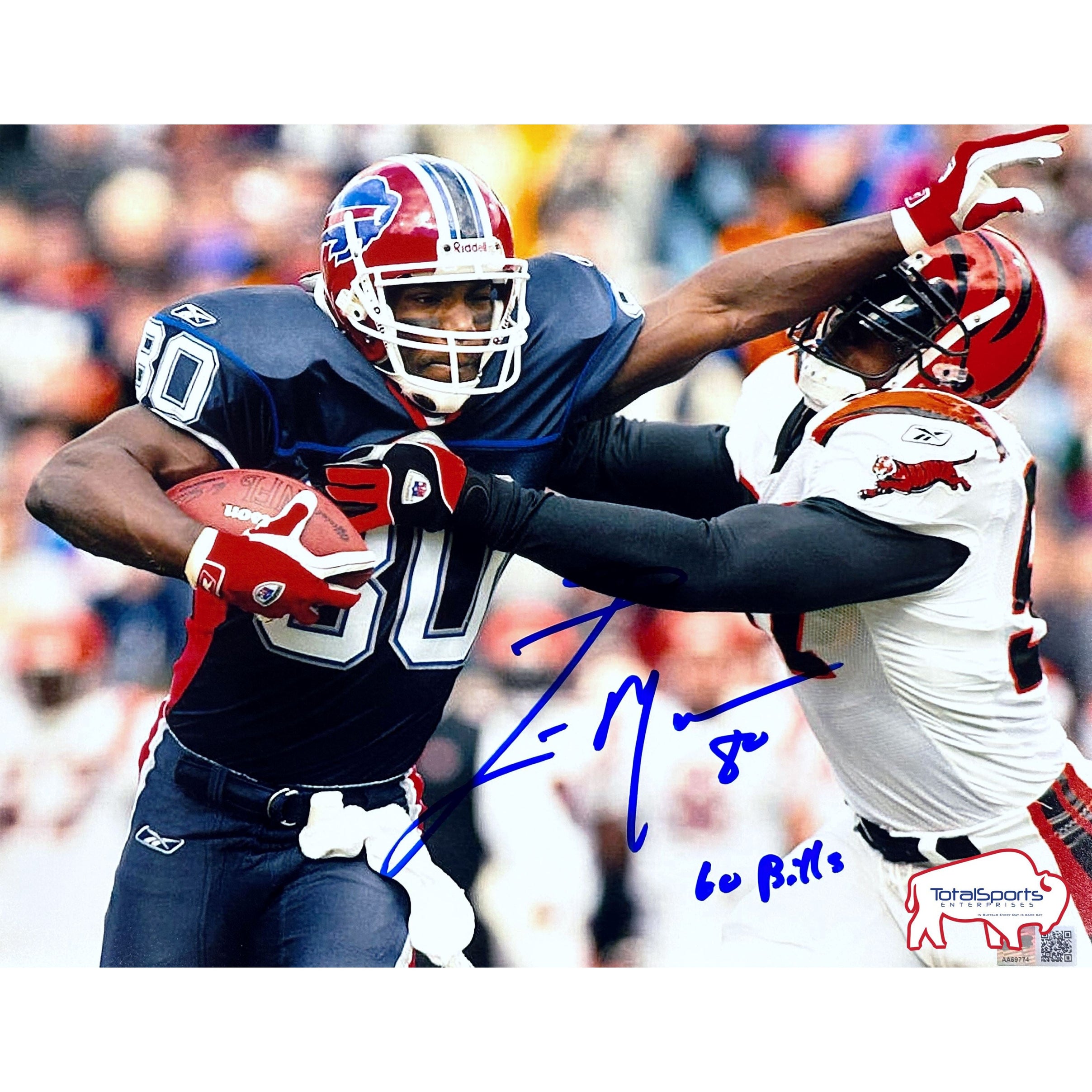 Eric Moulds Signed Stiff Arm vs Bengals 8x10 Photo — TSE Buffalo